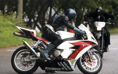 Kamen Rider Ichigo's Cyclone, a Honda CBR1000RR - 9GAG