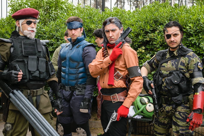 Metal Gear cosplayers - Big Boss / Solid / Ocelot / Venom - 9GAG