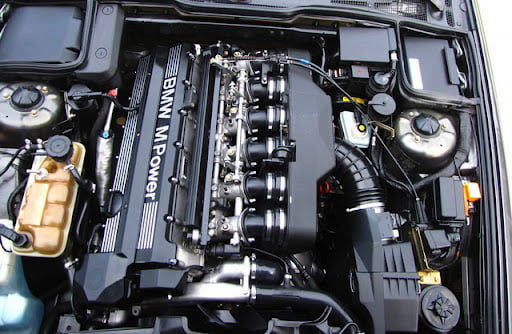 Old BMW engines = best looking BMW engines - 9GAG