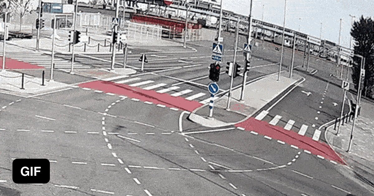 Hitching a ride - 9GAG