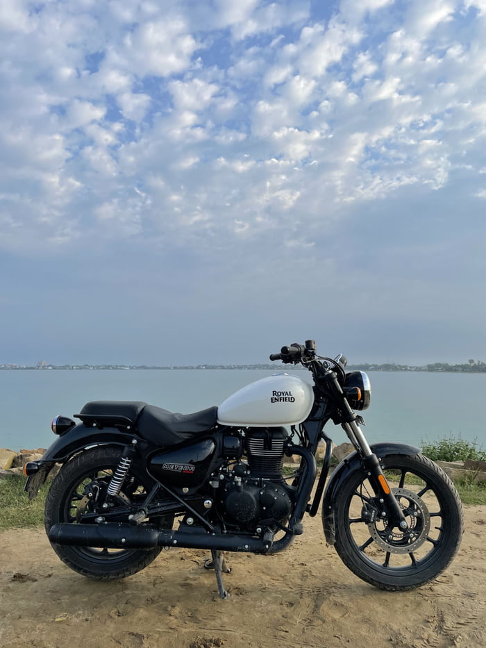 Finally got my first bike, the RE Meteor 350 - 9GAG