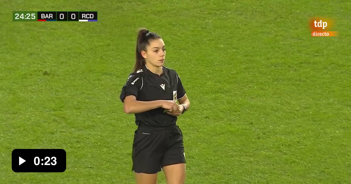 Hot Spanish Referee - 9GAG