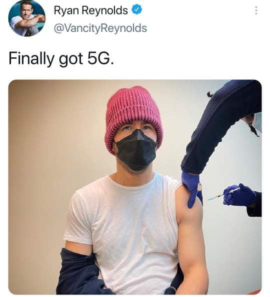 Ryan Reynolds is a gem - 9GAG