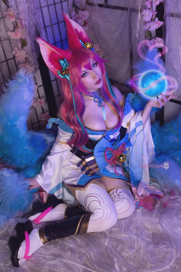 Ahri by Shiro Kitsune - 9GAG