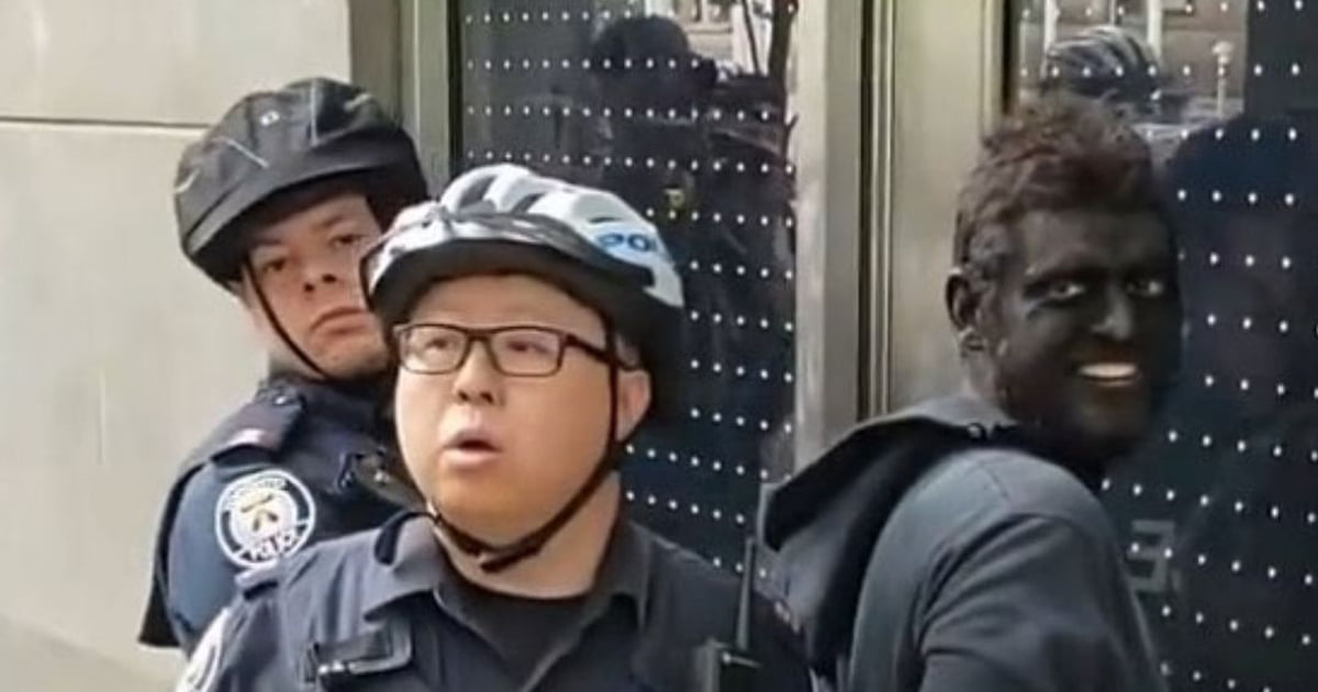 This is wong in so many levels - 9GAG