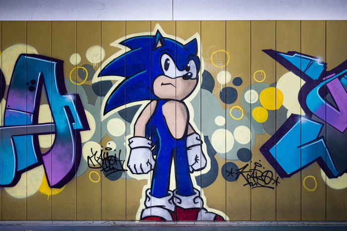 One blue man from the Blue Man Group. - 9GAG