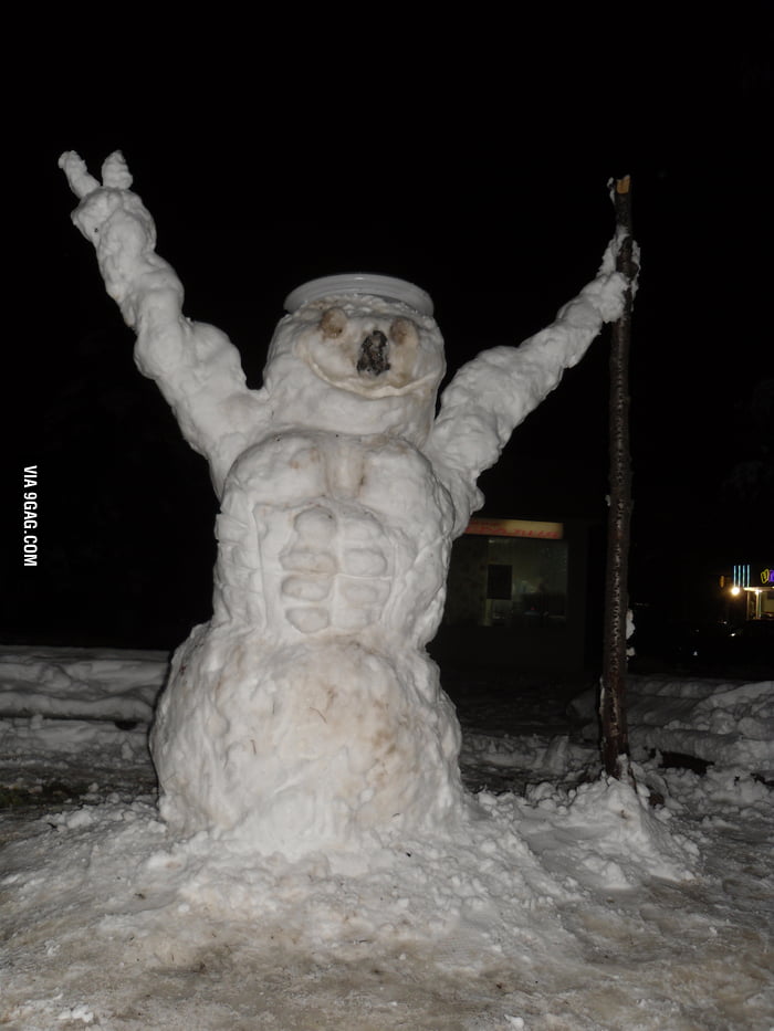 Snowman Bodybuilder in Bulgaria - 9GAG