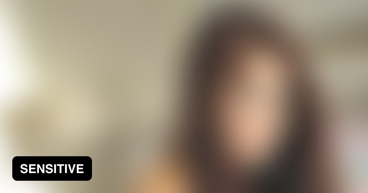 Eva Lovia ( And yes, yes she does) - 9GAG