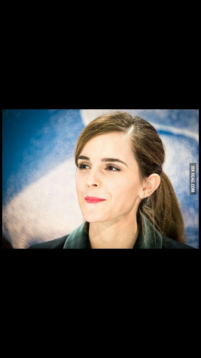 She sure looks nice - 9GAG