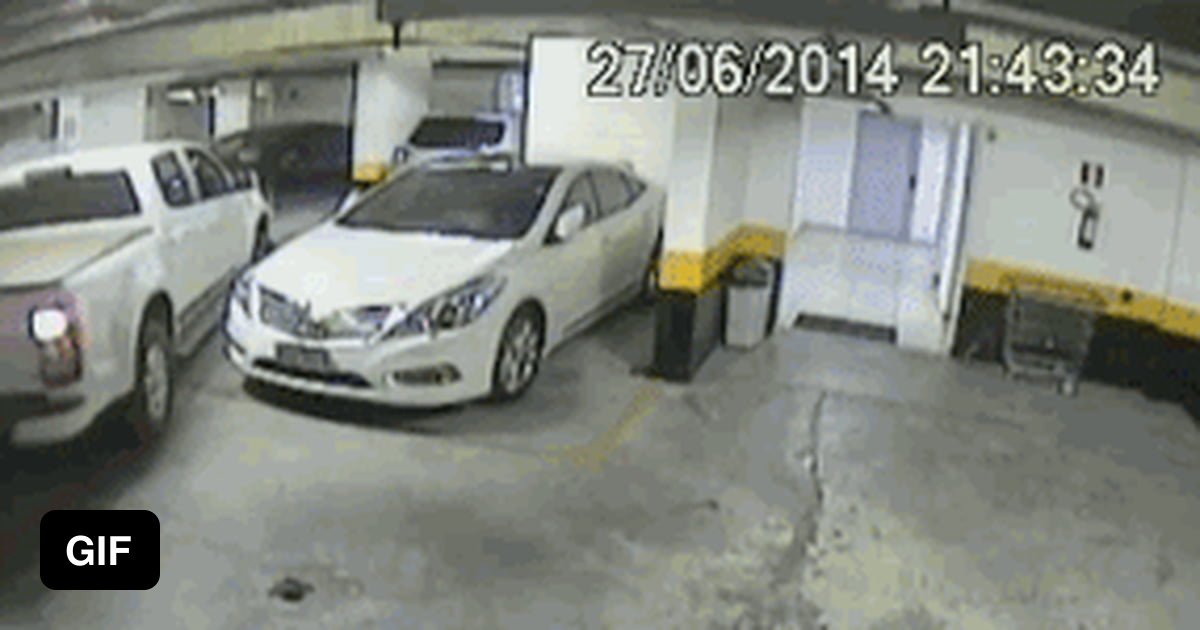 Blocking off two spots? let me just move your car real quick... - 9GAG