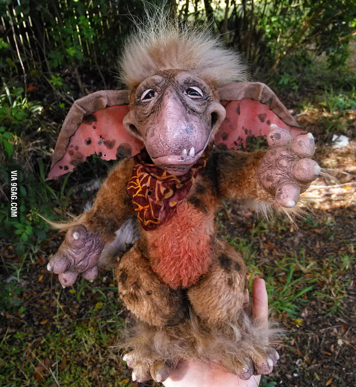 This strange fairy creature reminds me of something from Dark Crystal ...