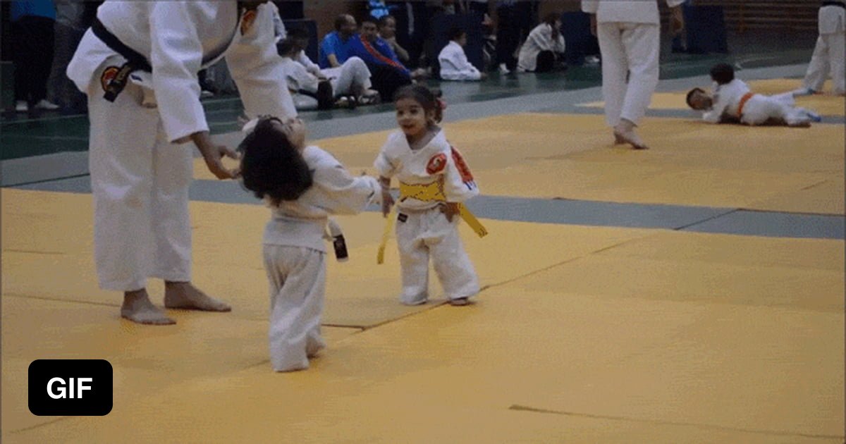 Most Brutal Karate Attack. - 9GAG