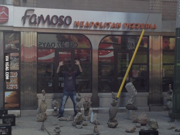 This guy ROCKS! - 9GAG