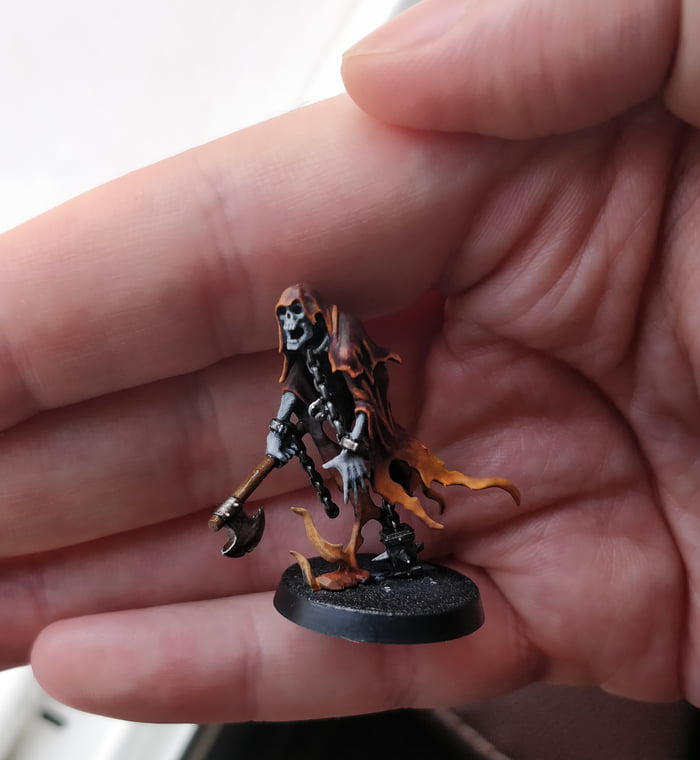 Red/Orange nighthaunt. C&C welcome - 9GAG