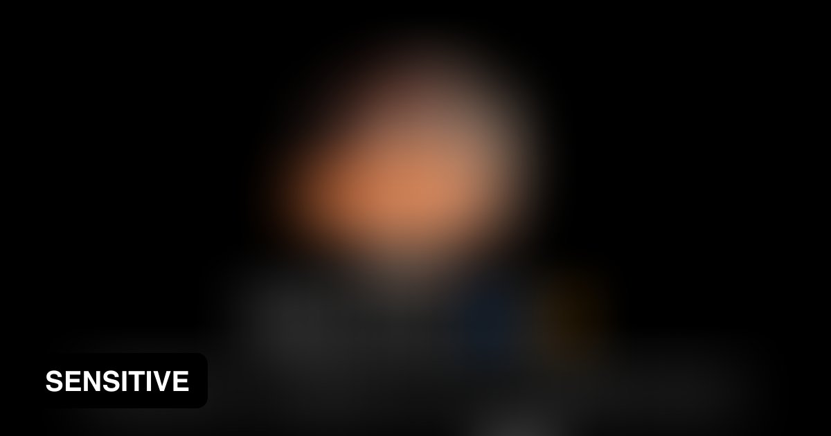 Anyone here who have already seen Mini Diva's face? - 9GAG