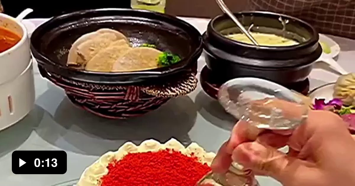 Too many hands - 9GAG