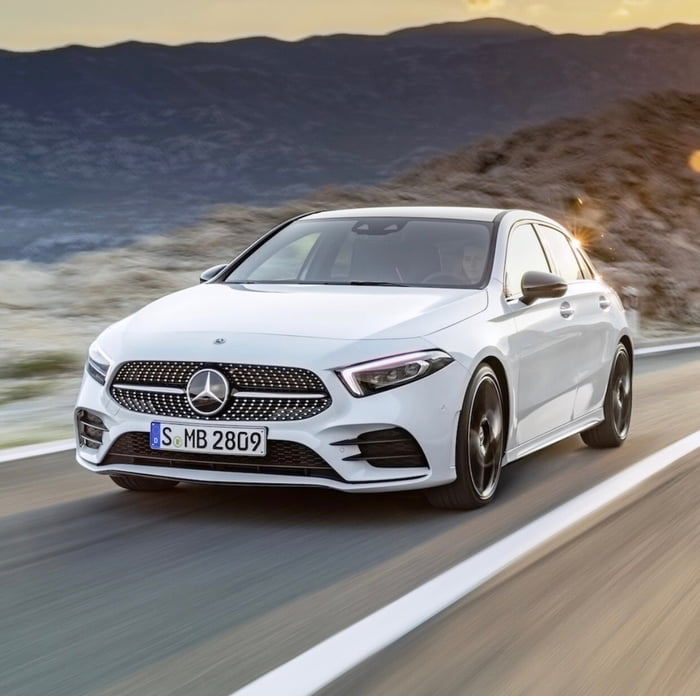 The New Mercedes-Benz A-class! There are rumors that there will be two ...