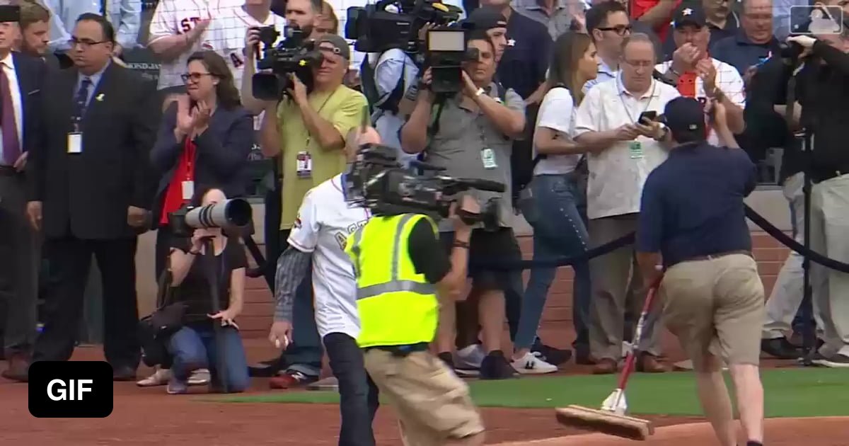 Astros Coach Rich Dauer Throws First Pitch After Nearly Dying During ...
