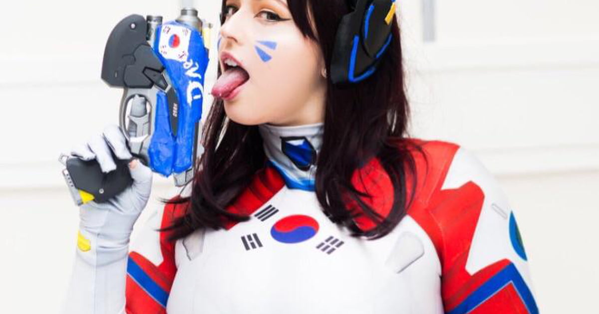 Dva (Korean ) Overwatch cosplayer (Hellokitti2323) (IG) - 9GAG