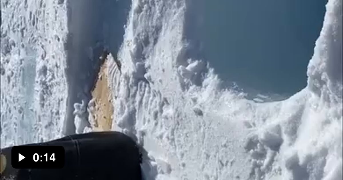 The satisfying sound of ice being dropped down a long shaft - 9GAG