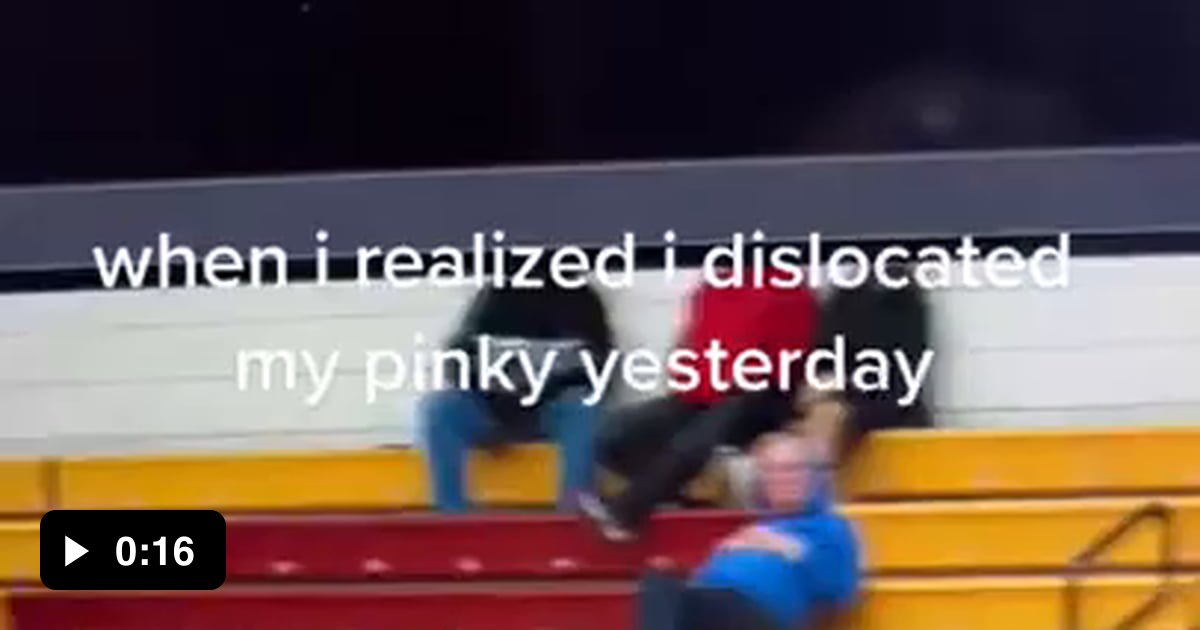 Basketball player realising she just dislocated her finger - 9GAG