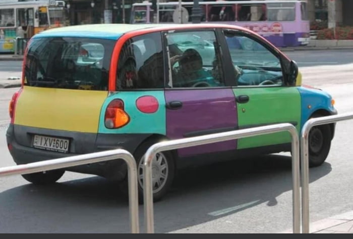 Worst than the multipla? I present you the multicolor multipla! - 9GAG