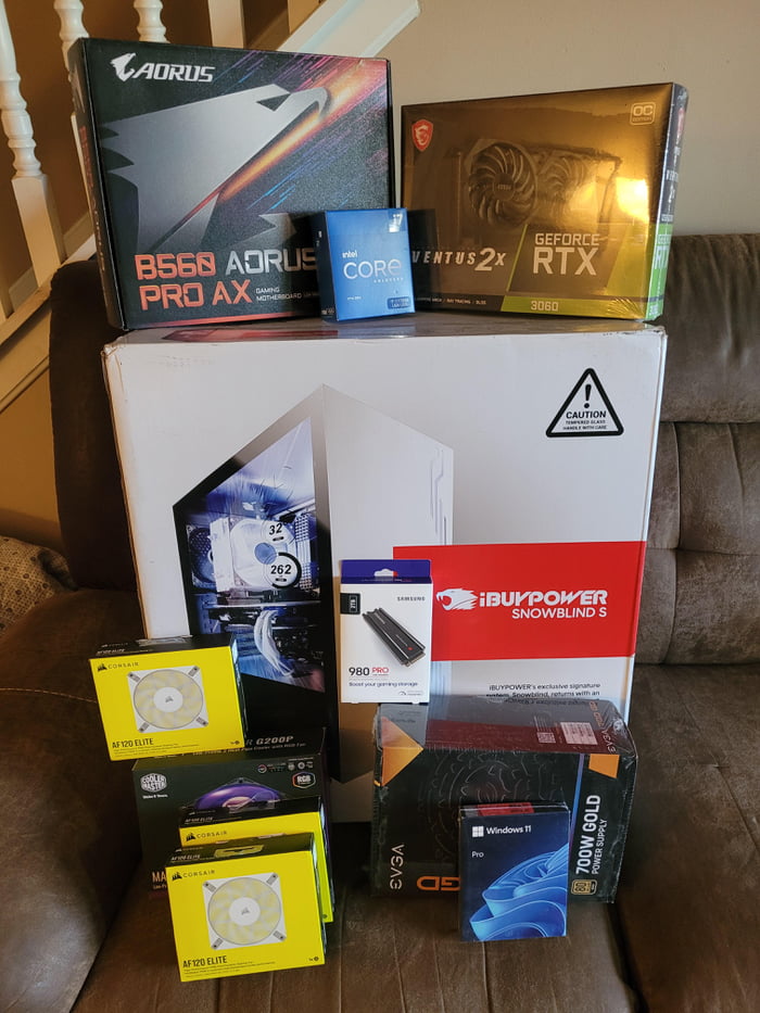 New build about to begin - 9GAG