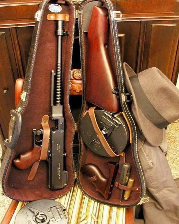 1928 Tommy gun packed in a violin case. - 9GAG
