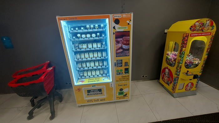 Honey vending machine in Estonia - 9GAG