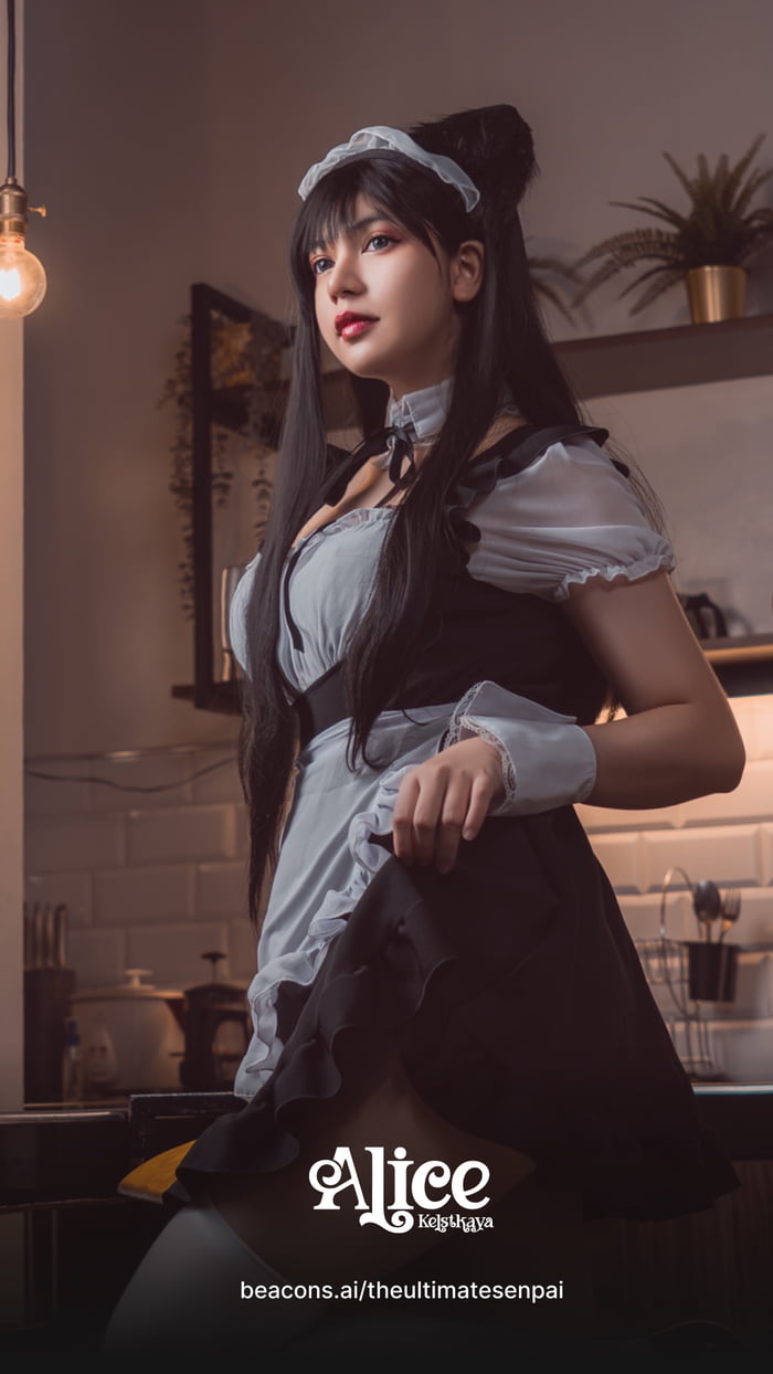 Ultimate Senpai Alice - 9GAG