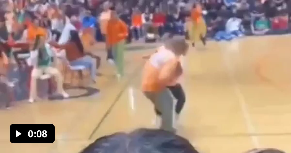 Extreme Musical Chairs - 9GAG