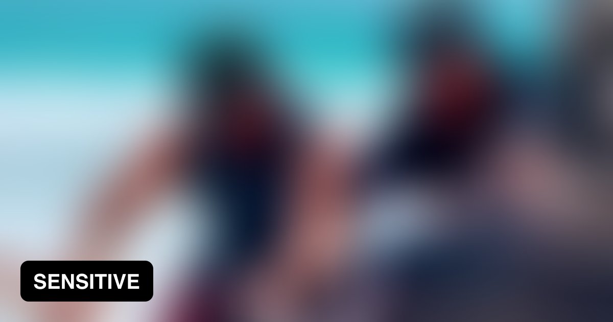 WTF bit this giant ocean sunfish in half - 9GAG