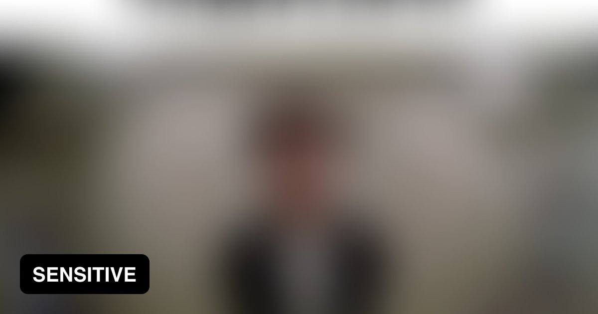 Are slash shitposting - 9GAG