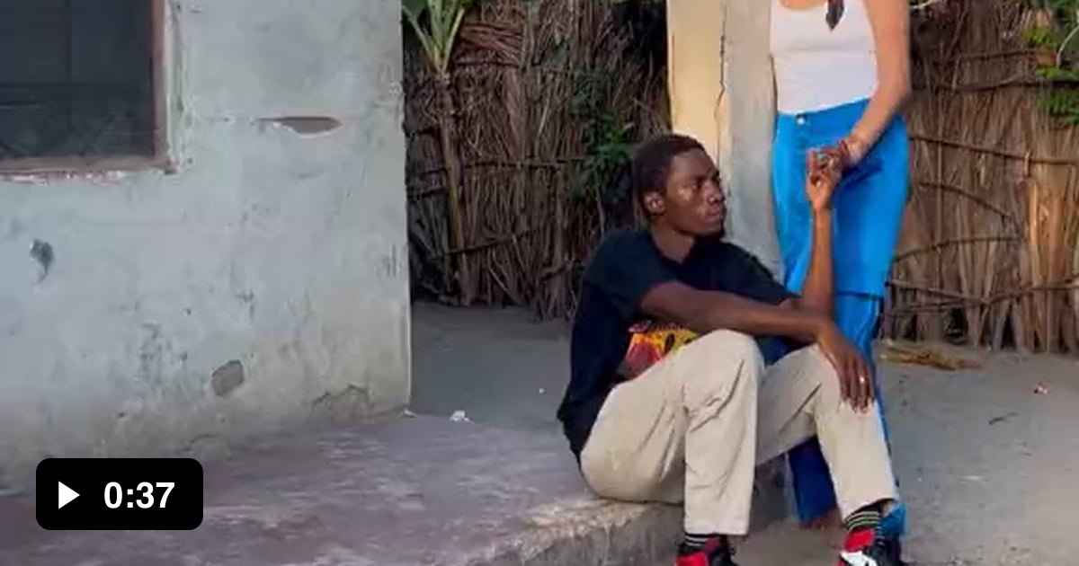 This is the how African women do a dance for mating call - 9GAG