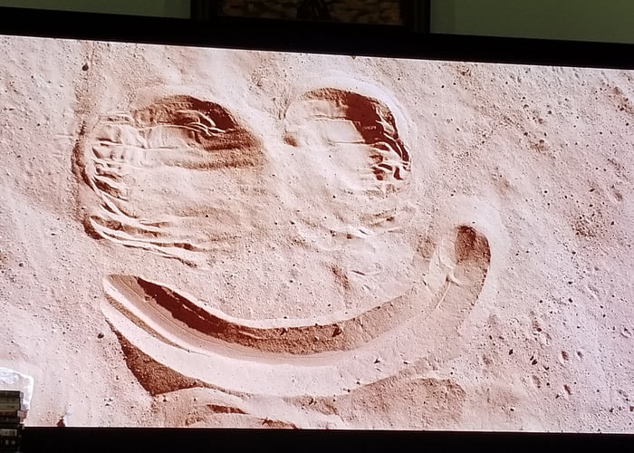 When someone makes smiley face on a show makes you sit up and point at ...