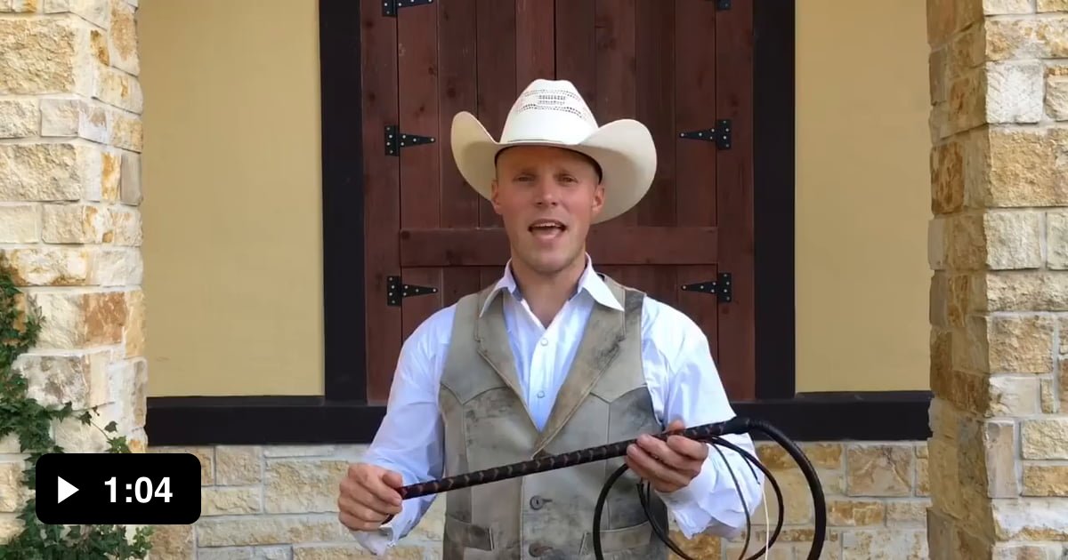 Whip master . Now pick your cotton - 9GAG