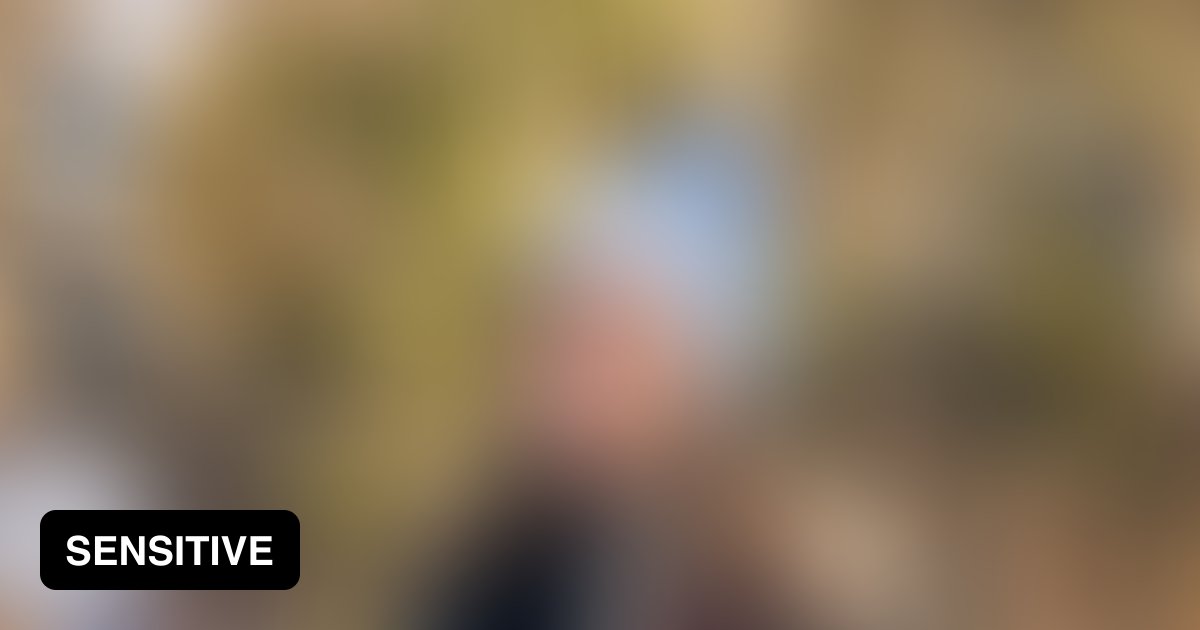 Emily Aisling - 9GAG