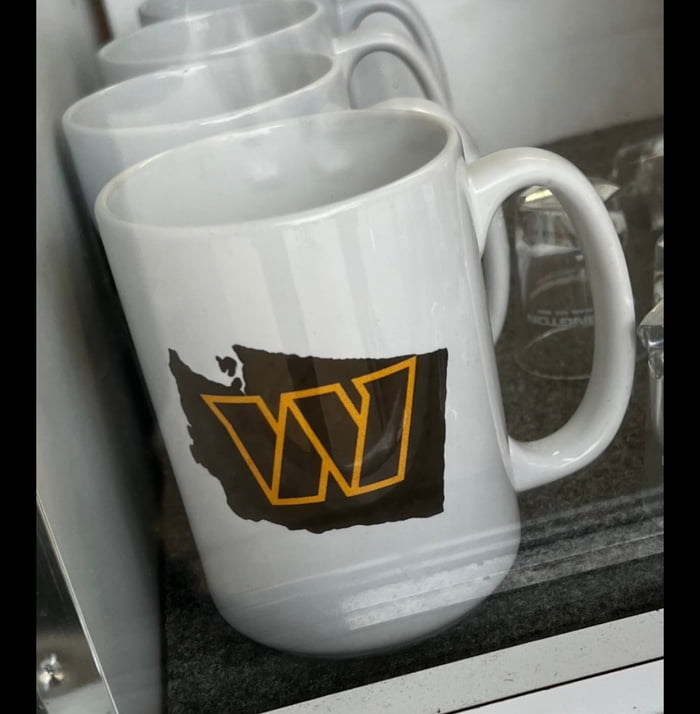 This "Washington" commanders mug - 9GAG