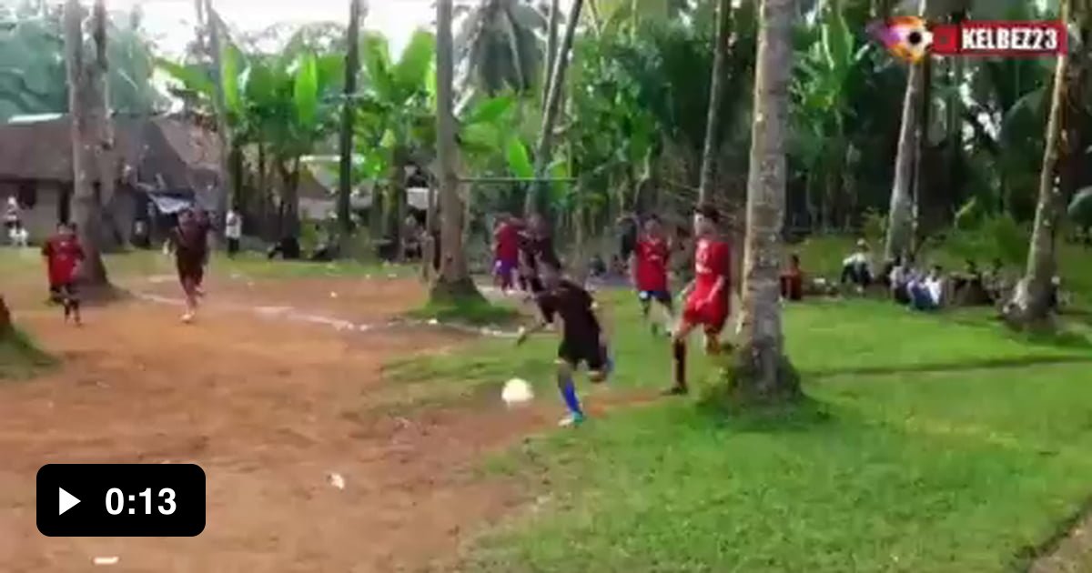 Jungle soccer - 9GAG