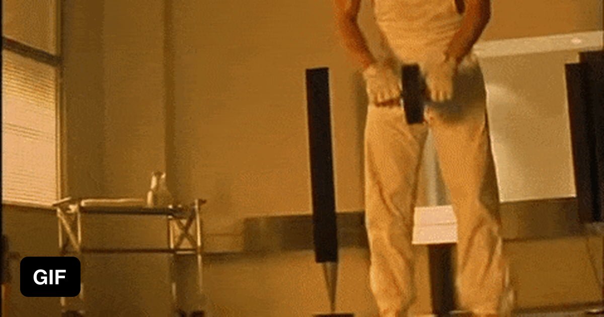 Jackie Chan's core strength - 9GAG