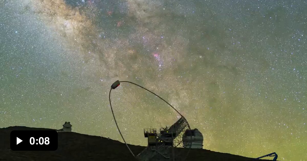 La Palma telescopes in action in front of Galactic center - 9GAG