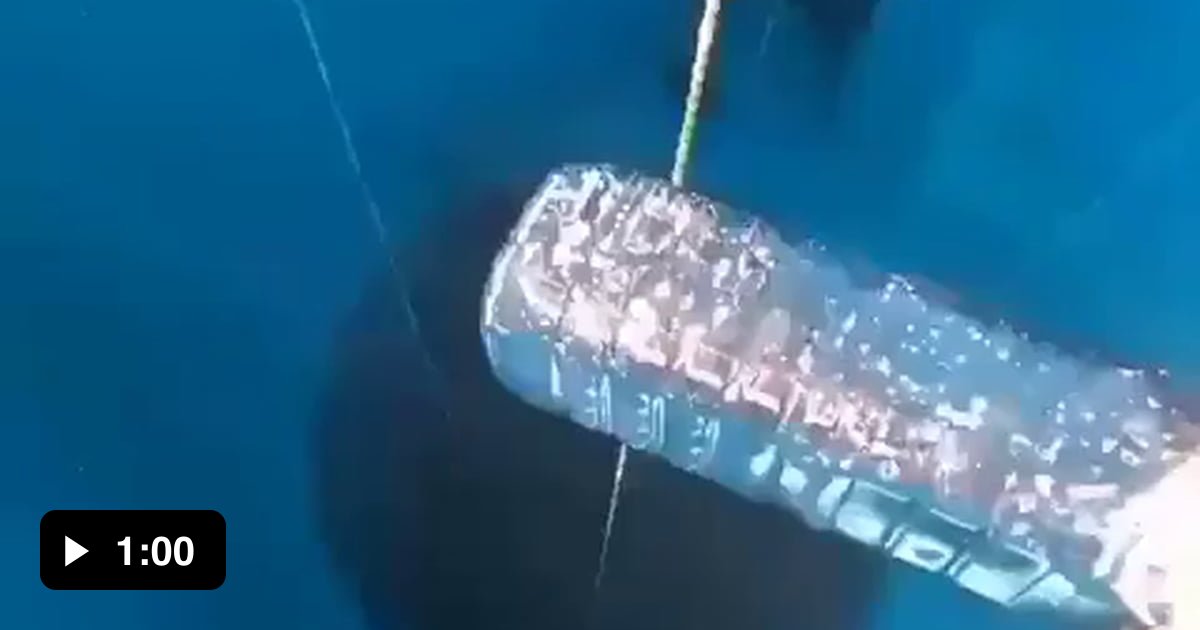 Pressure difference during the dive! - 9GAG