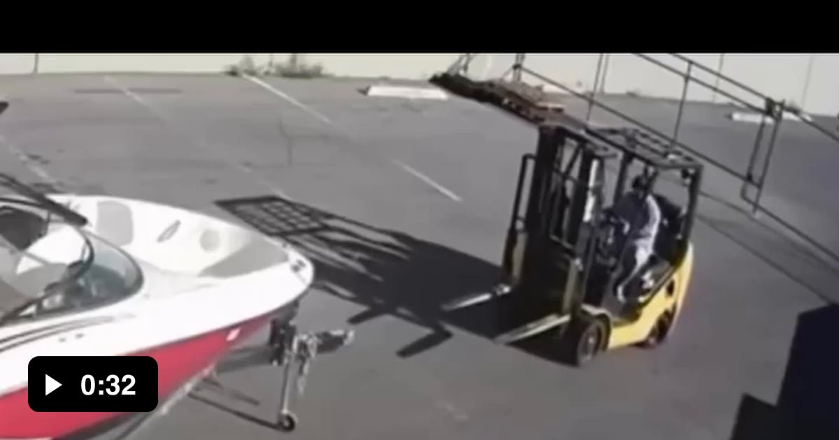 Multi-tasking skill at finest - 9GAG