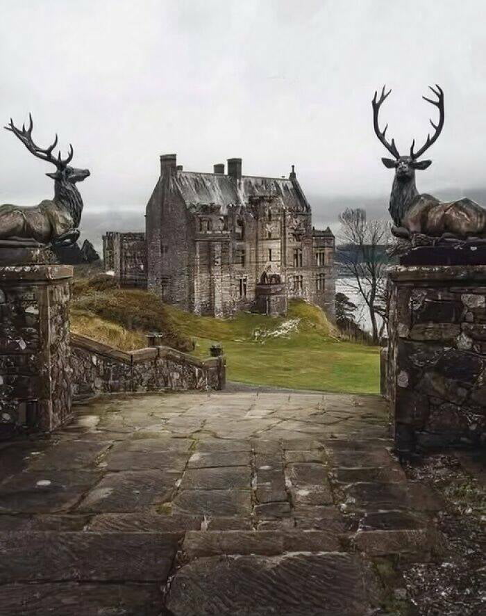Duntrune Castle, Located On The North Side Of Loch Crinan In Argyll ...