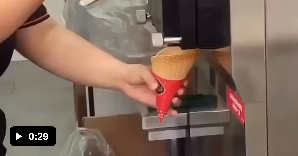 The ice cream service was very satisfying. - 9GAG