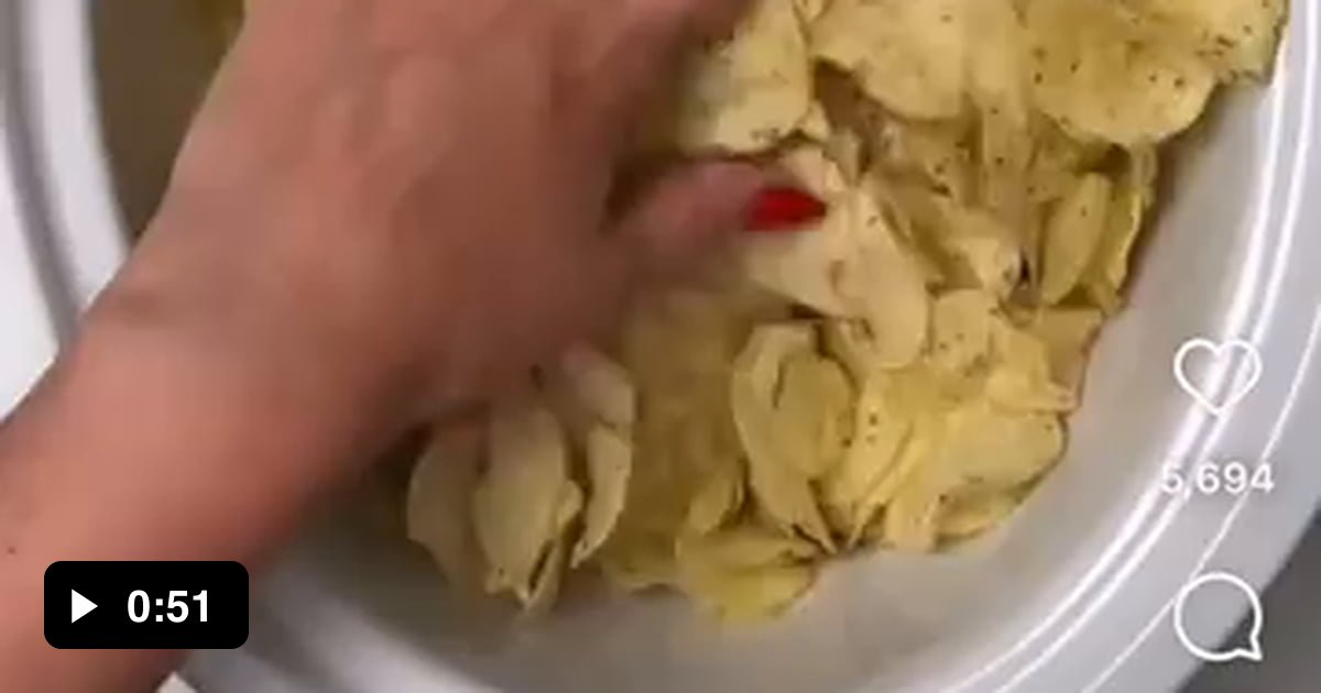 Who wants some mashed potatoes? - 9GAG