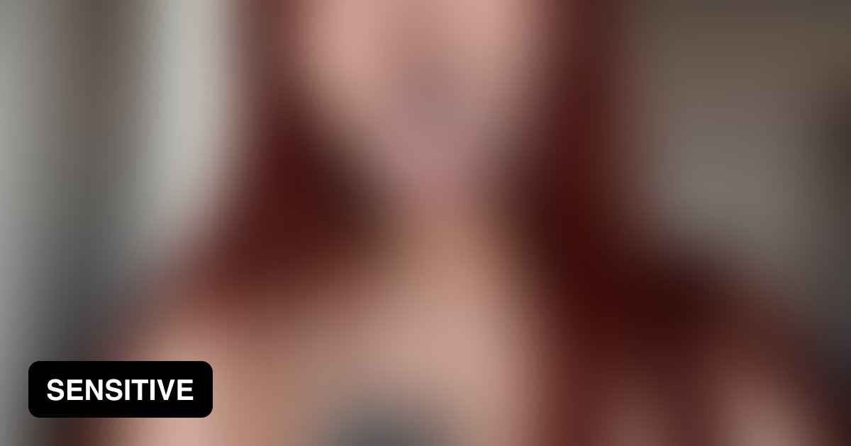 Girl only pulls out her tongue when she's ready for big load - 9GAG