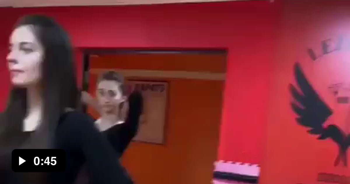 The Ice Cube academy of fine arts & dance presents: - 9GAG