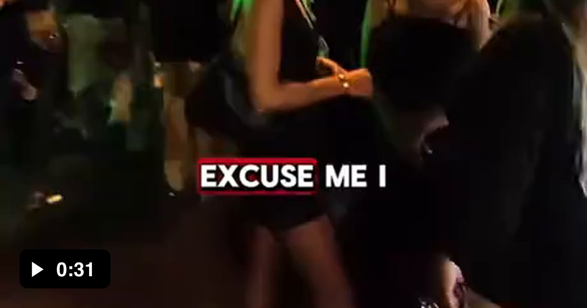 When besties are too big - 9GAG