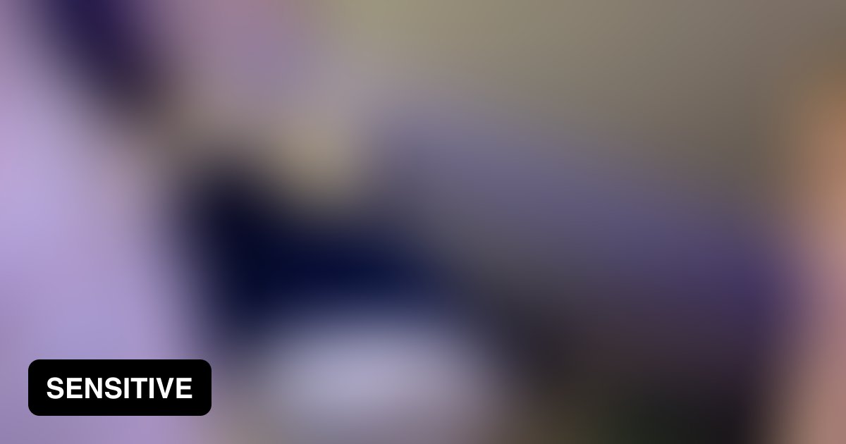 Every day is titty day #1999 - 9GAG